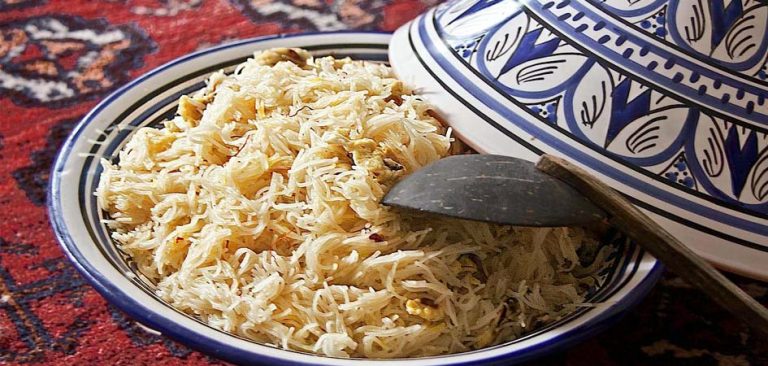 Traditional Food of UAE | Complete Guide To Emirati Cuisine
