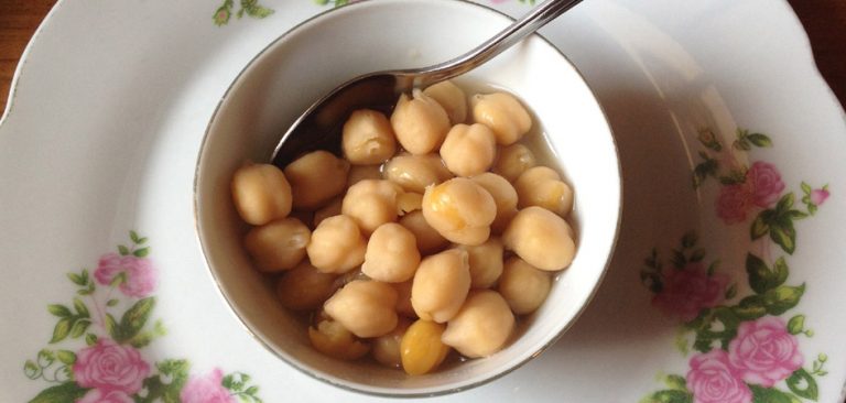 Traditional Food of UAE | Complete Guide To Emirati Cuisine