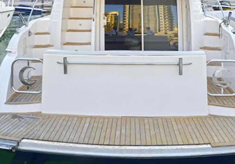 42 Feet Luxury Yacht Best Suited For Small Get togethers 42 Feet Luxury Yacht Best Suited For Small Get togethers